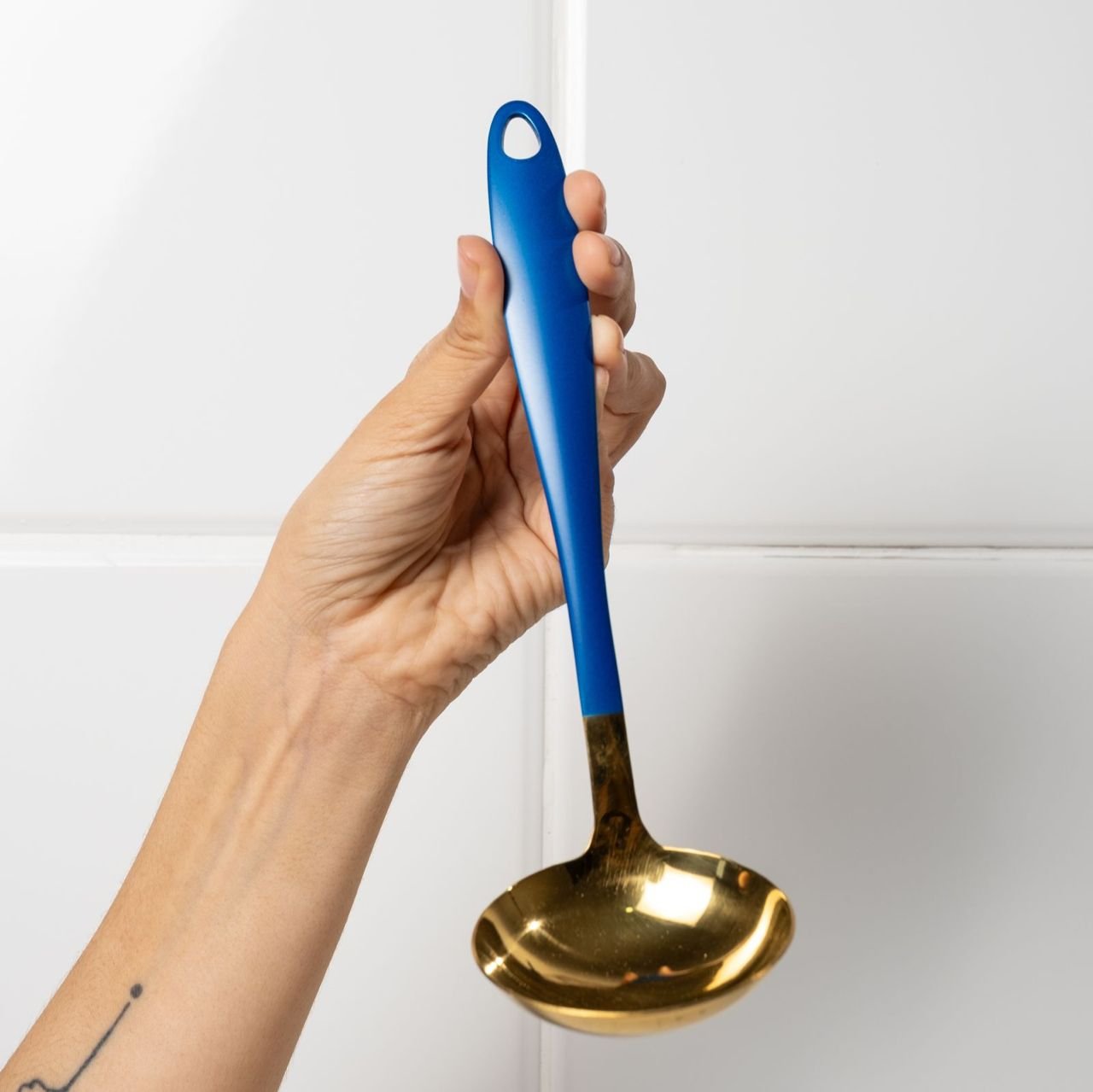 CONCHA GOLDEN + BLUE | 103 store