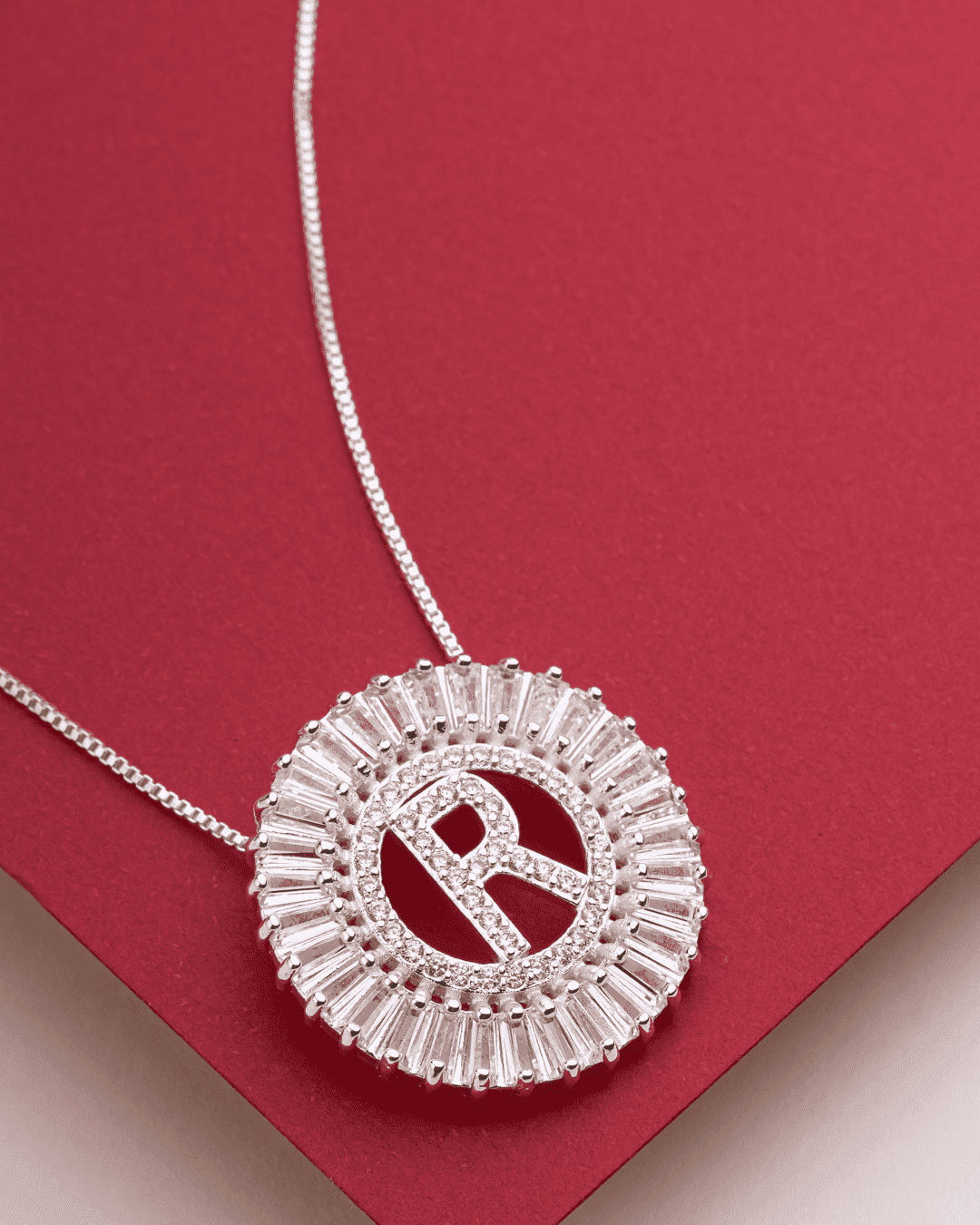 Corrente Mandala Letra R Cravejada 45cm Banhado a Prata 925 | RAHRA