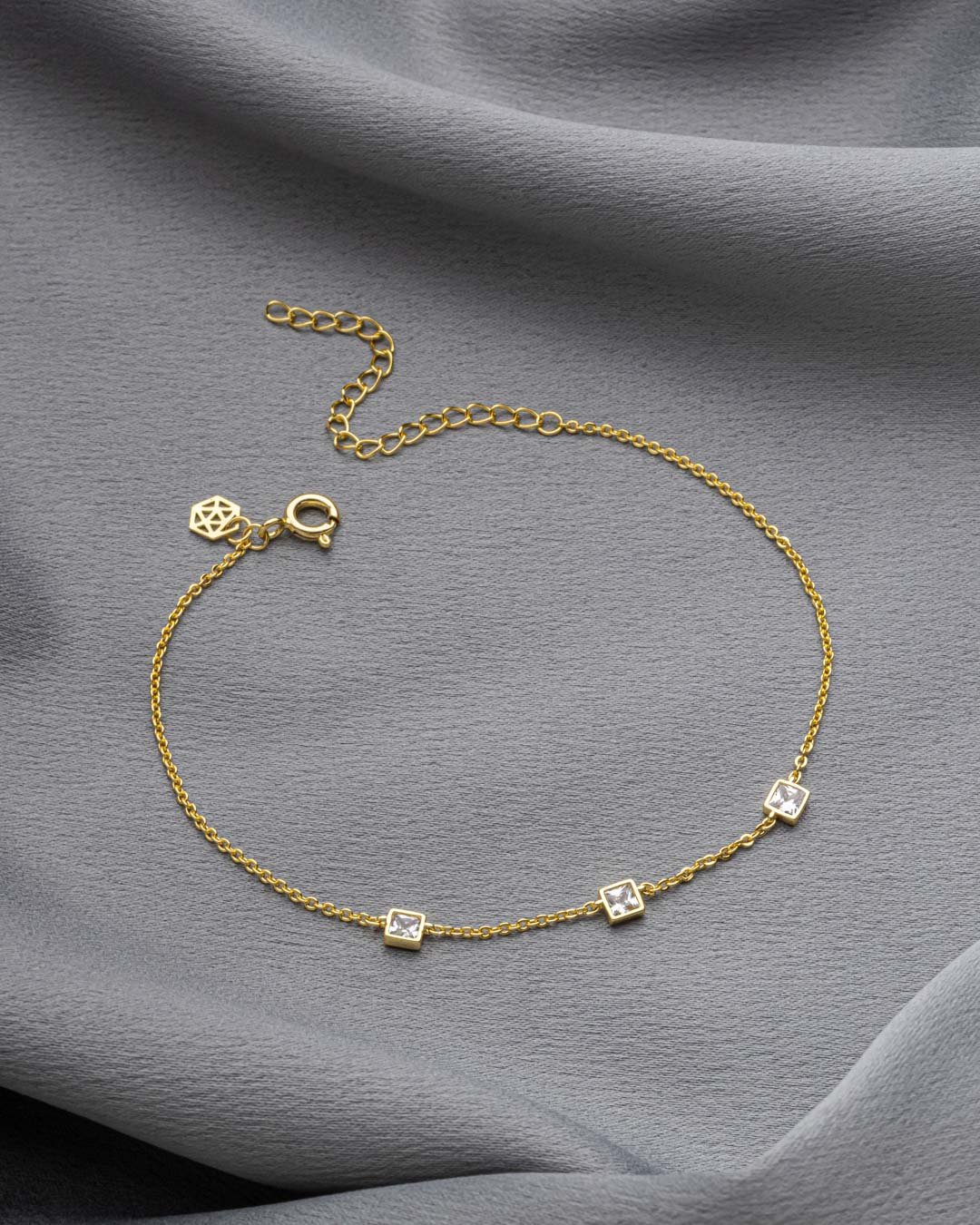Pulseira Zirconia Quadrada Intercalada Folheado a Ouro 18K | RAHRA ...