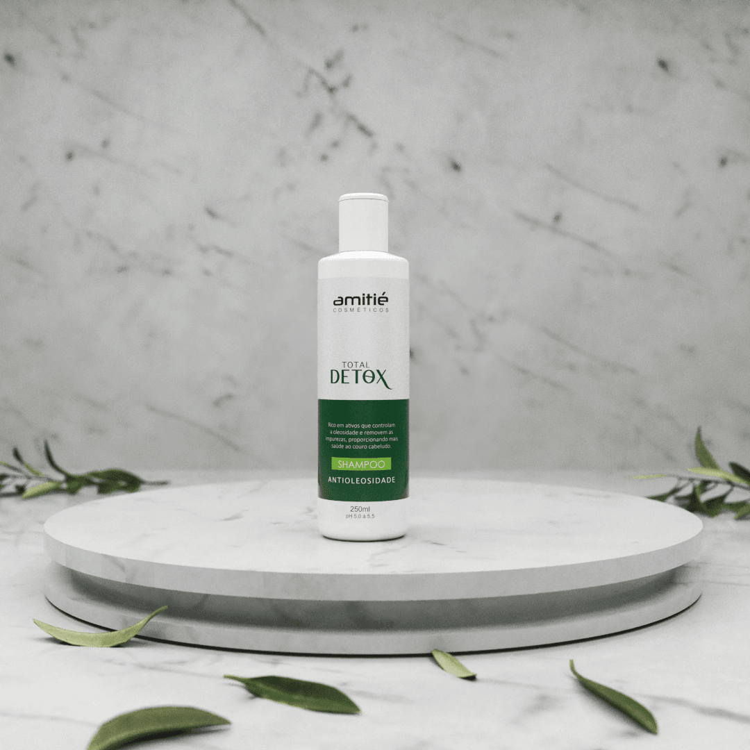 Shampoo Anti-Oleosidade Total Detox | Amitié Cosméticos