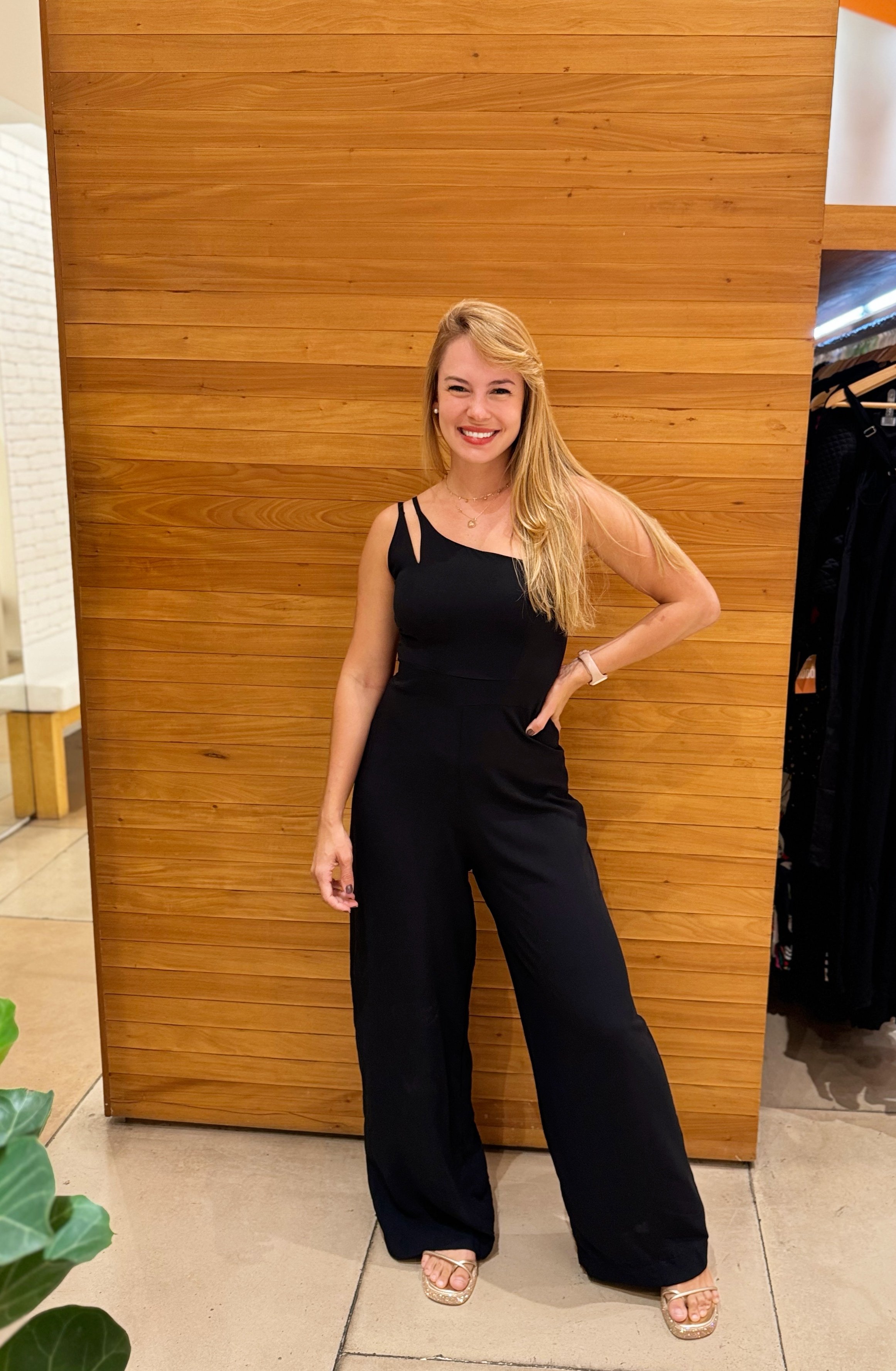 Macacão Capri Black PRÉ-VENDA | Loja Xodó