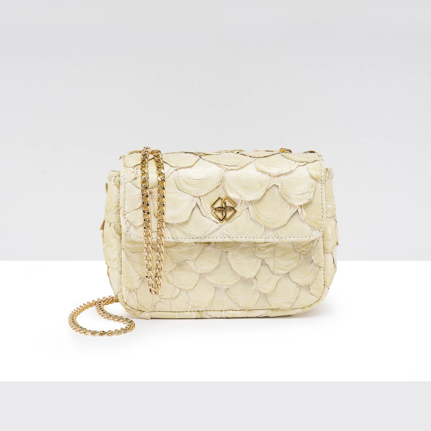 Mini Bag em Pirarucu Pérola | Antonella | Donna Guerriera