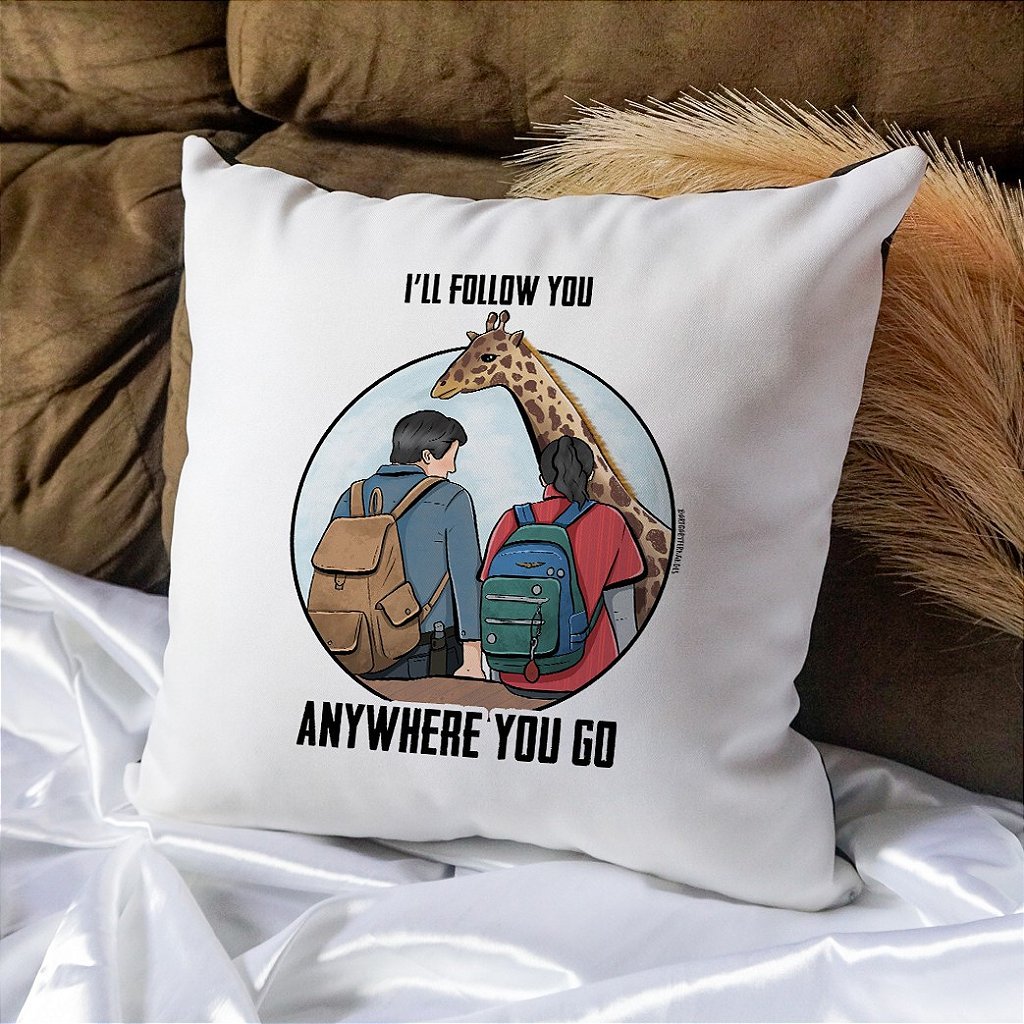 Almofada The Last of Us - Joel e Ellie | Art Gaby Fernandes