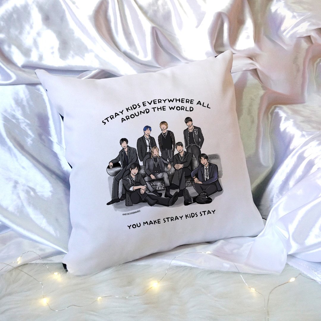 Almofada Stray Kids | Art Gaby Fernandes