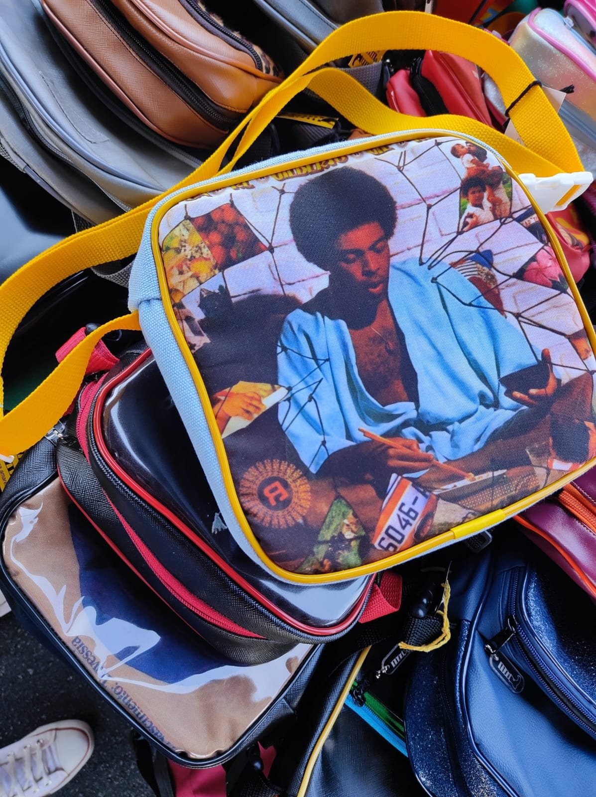 Bag Gil | Bruxa Amarela