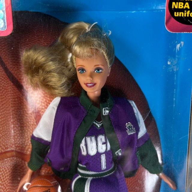 Vintage Barbie Nba Milwaukee Bucks 1998 | Dope Gang Vintage