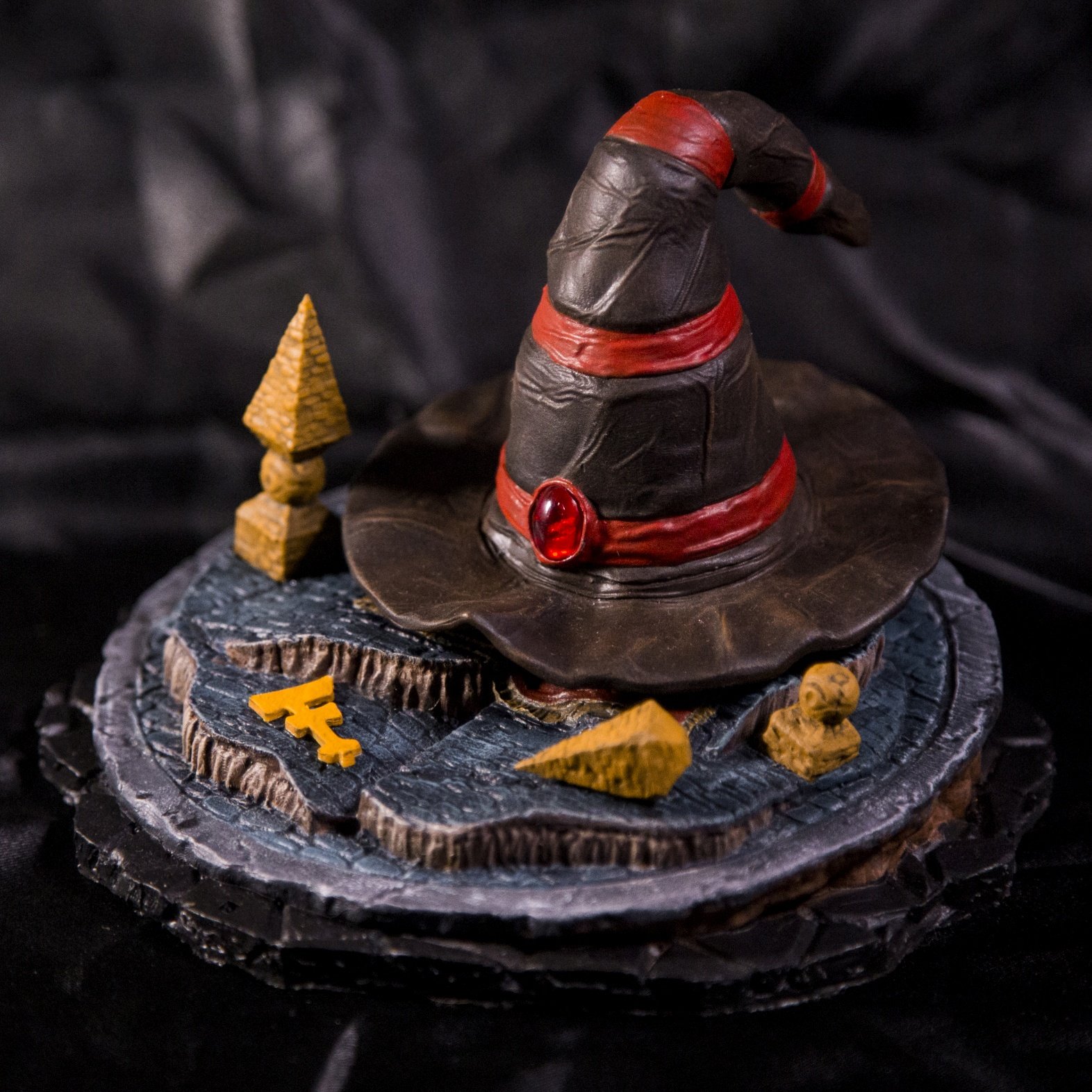 Ferumbras Hat Stand | TibiaBR Store