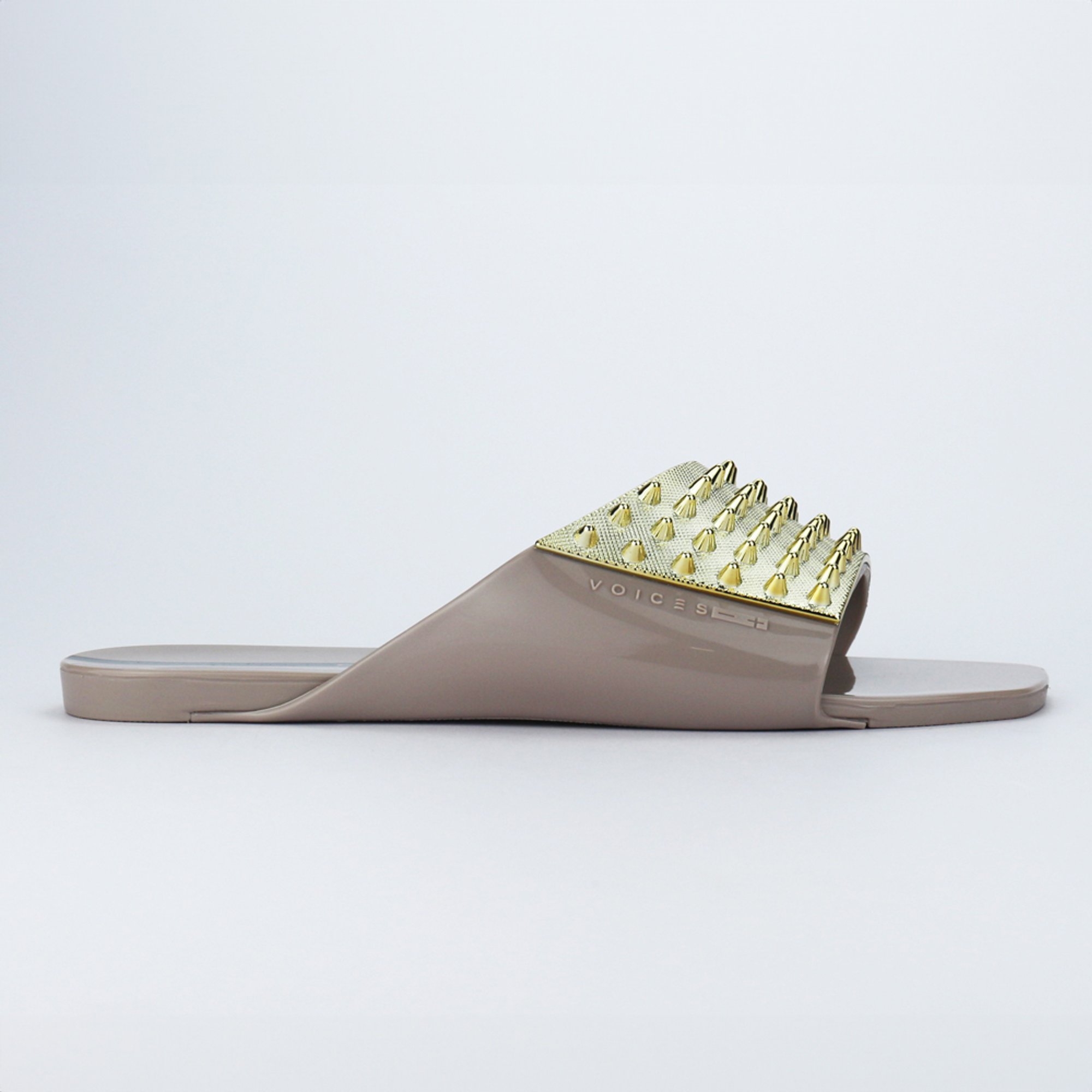 Sandália Flow Track | Voices Culture