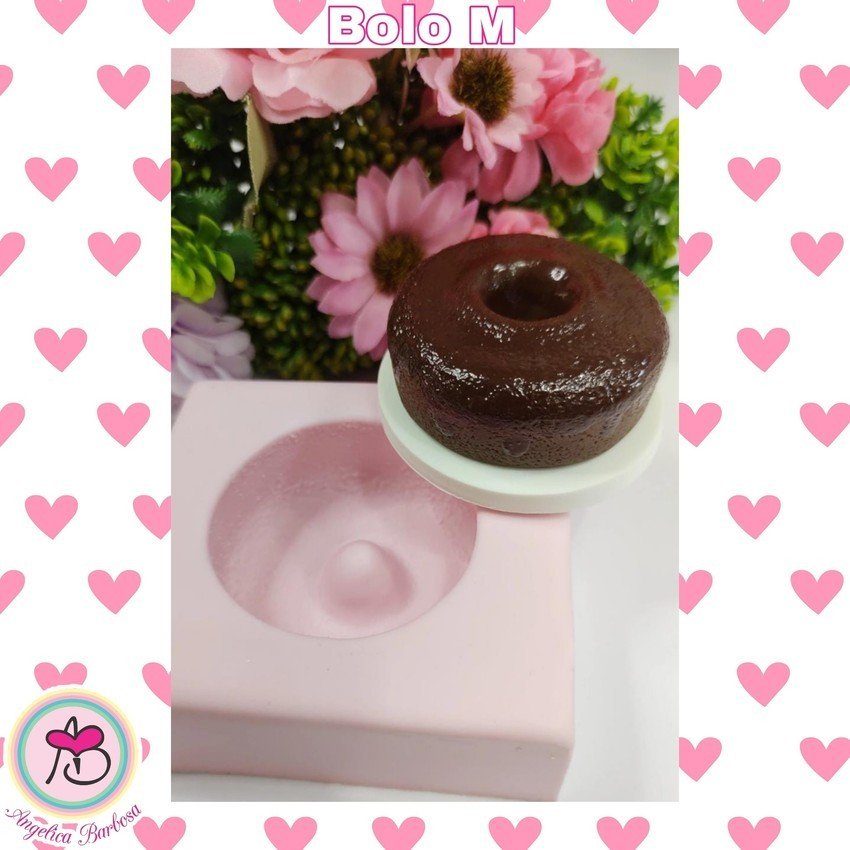 BOLO M | Moldes de Silicone Angélica Barbosa