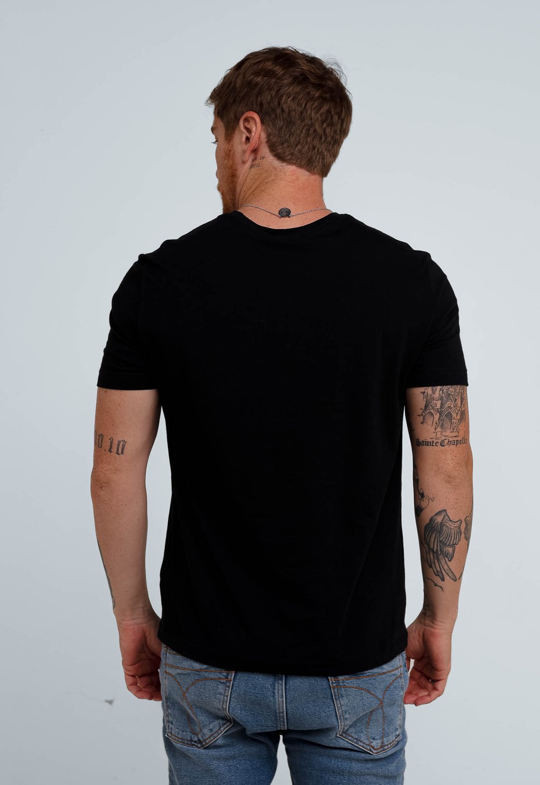 Camiseta Calvin Klein Logo Signature Peito | Henri Store - Loja Oficial