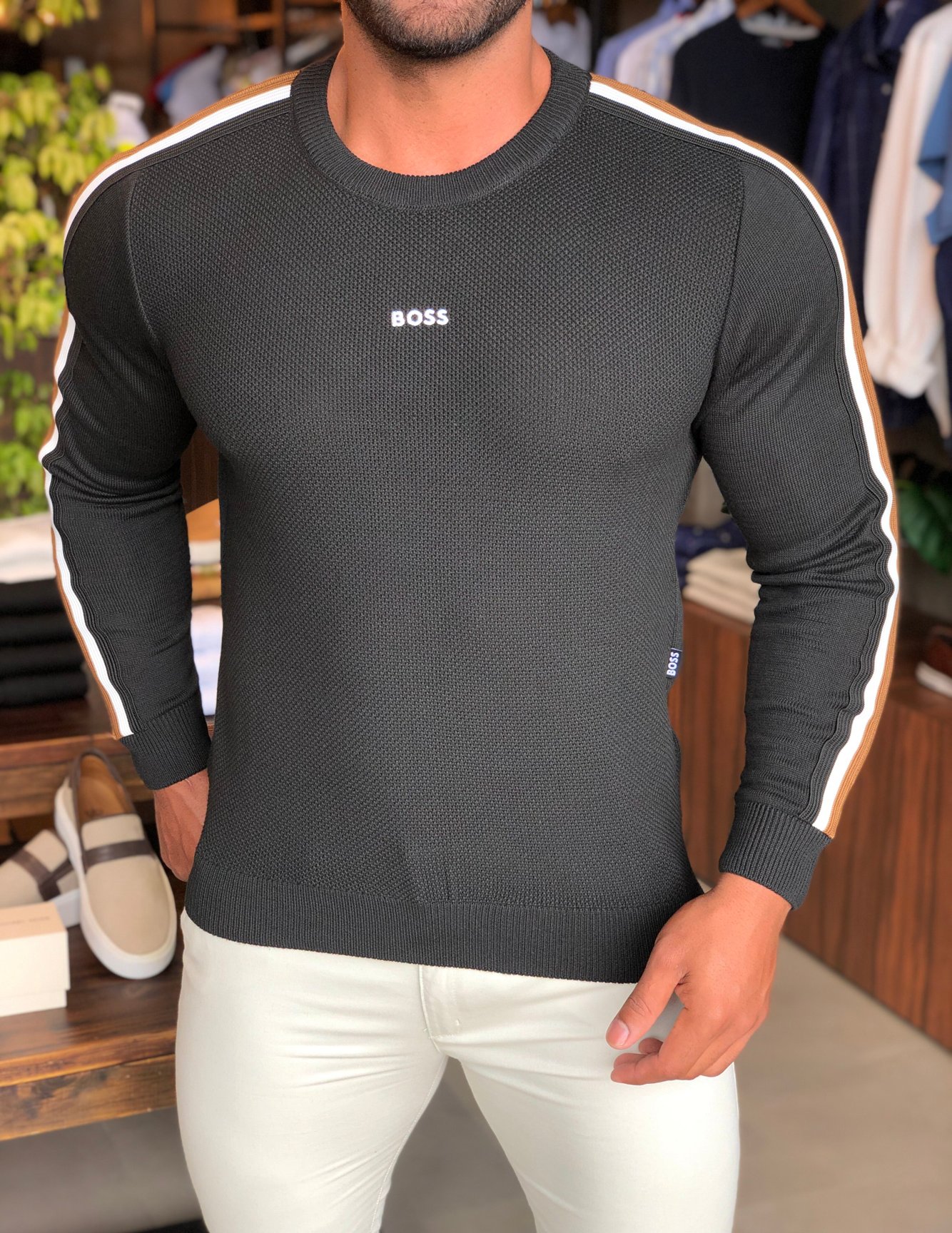 Sueter Hugo Boss Logo Central Preto | Henri Store - Loja Oficial