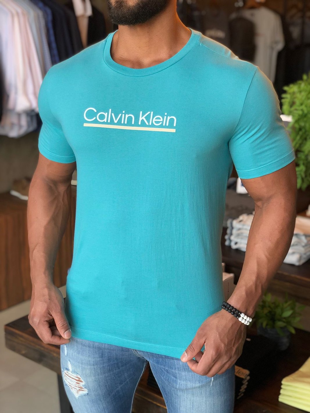 Camiseta Calvin Klein Underline Azul Turquesa | Henri Store - Loja Oficial