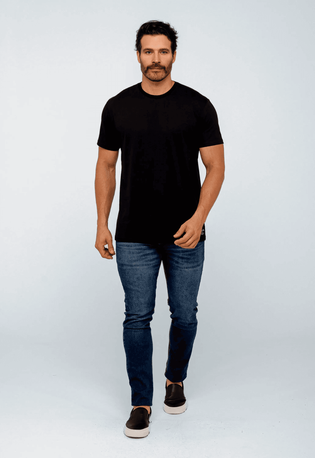 Camiseta Calvin Klein Jeans Lisa Bottom Front | Henri Store - Loja Oficial