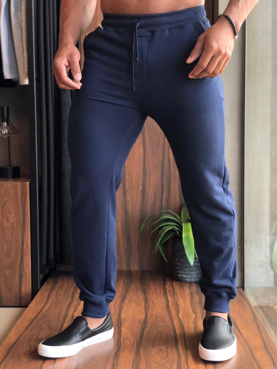 Calça Moletom Calvin Klein Ck One Marinho | Henri Store - Loja Oficial