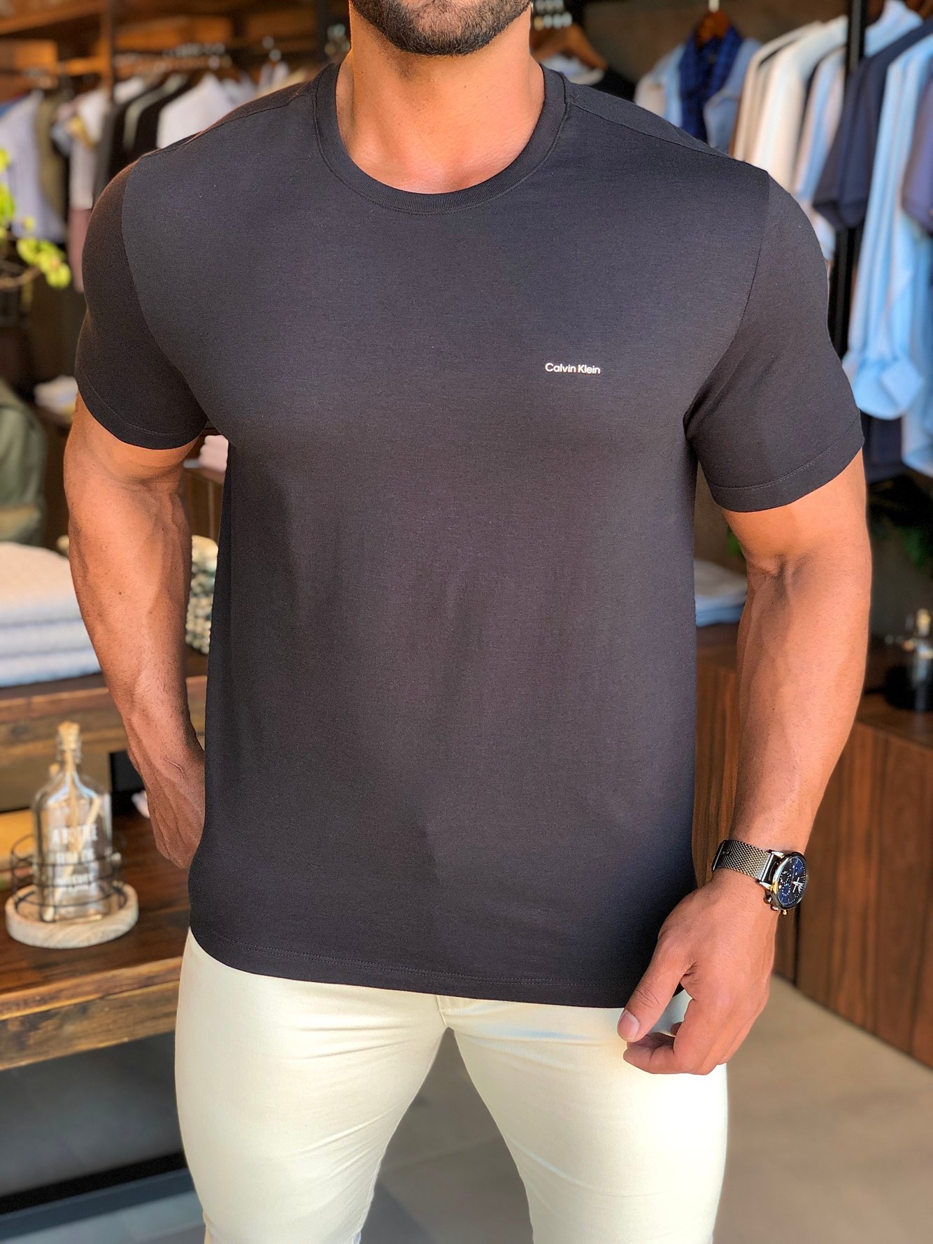 Camiseta Calvin Klein Basic Slim Flame Preto | Henri Store