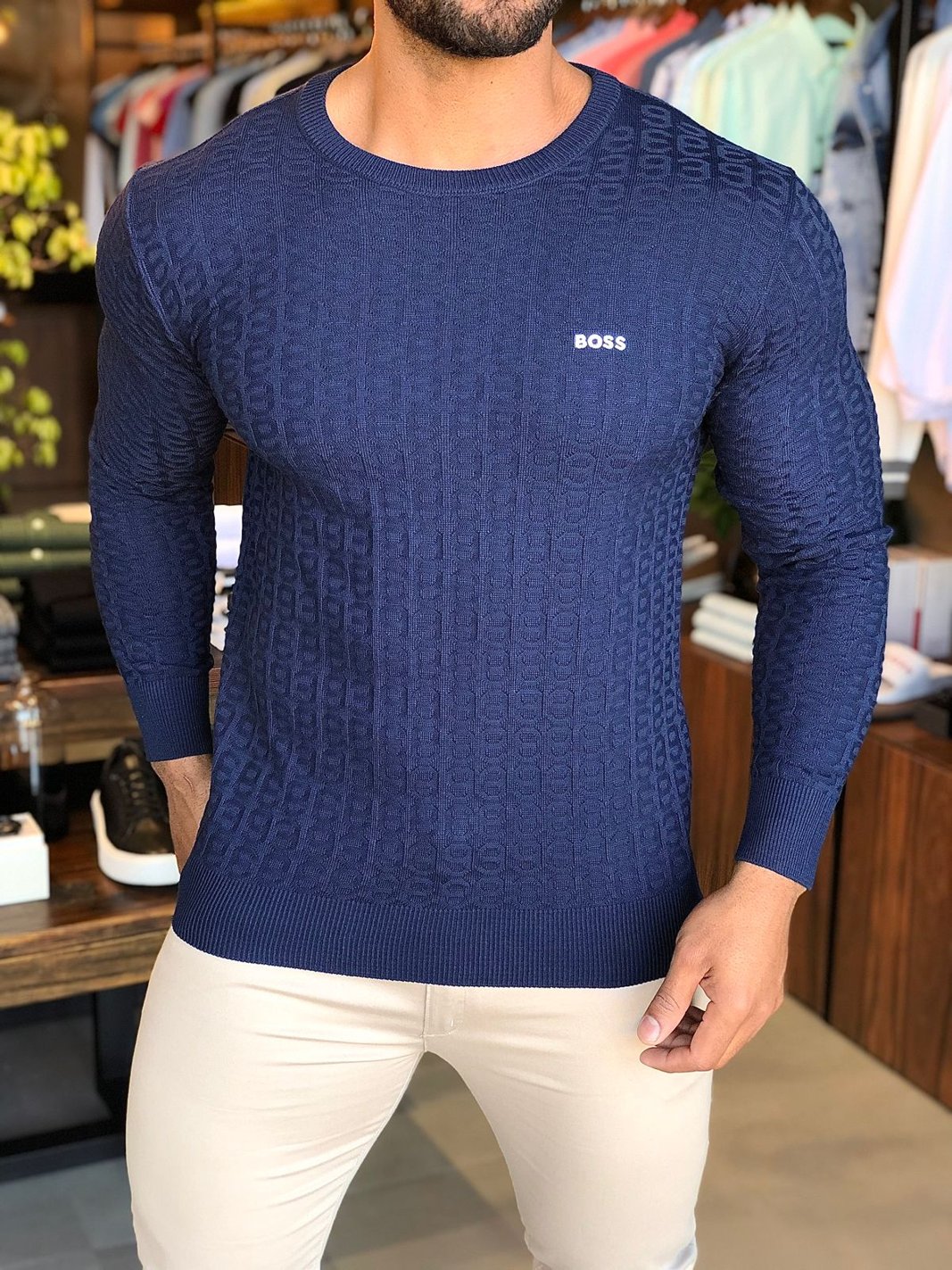 Suéter Hugo Boss Detalhado Logo Peito Marinho | Henri Store - Loja Oficial