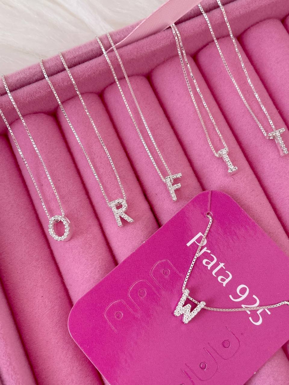 Colar Inicial Cravejado - Prata 925 | Witah jóias