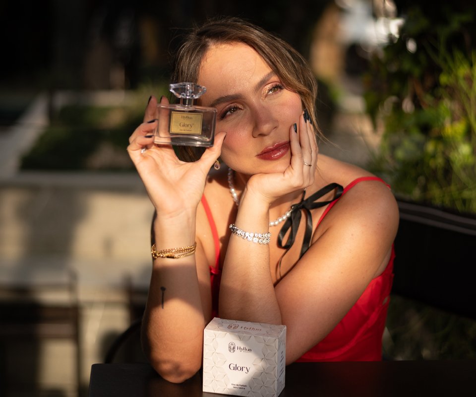 Perfume - Glory INTENSE | HYLLUA BEAUTY