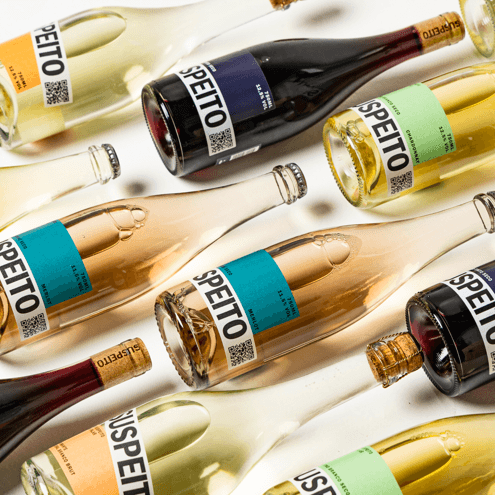Suspeito Vinho | Harmoniza com boas histórias.
