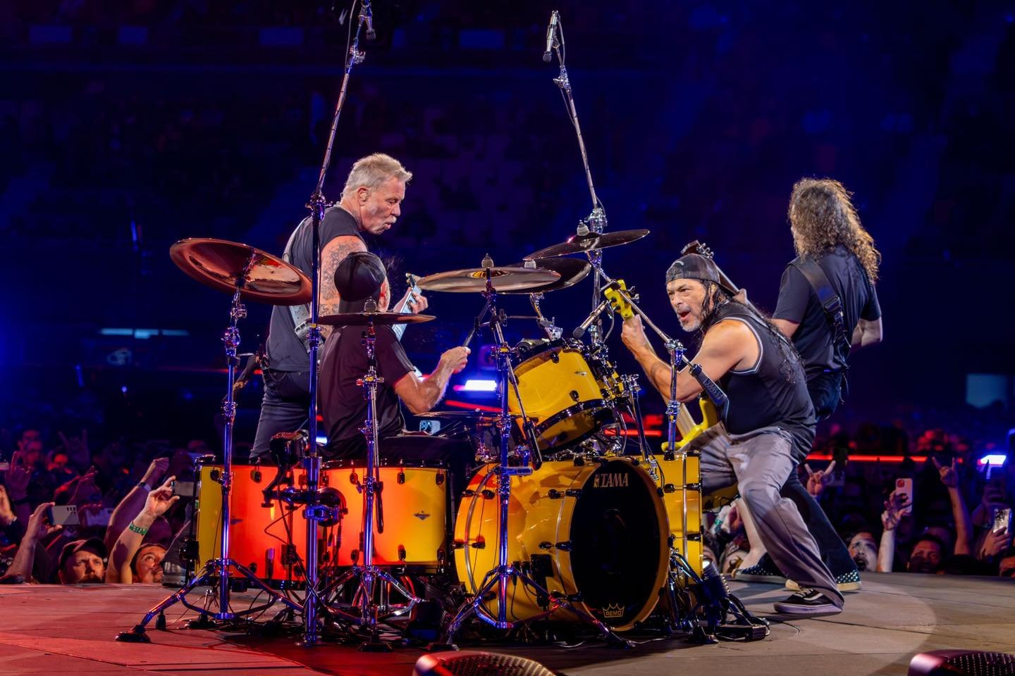 Tama Lars Ulrich no Brasil | 100% Batera Drum Shop | Bateria Como um ...