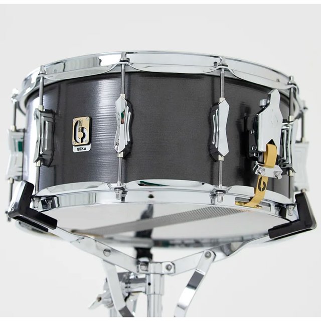 Caixa British Talisman 14x6,5" Signature Nicko McBrain Steel Shell Made ...