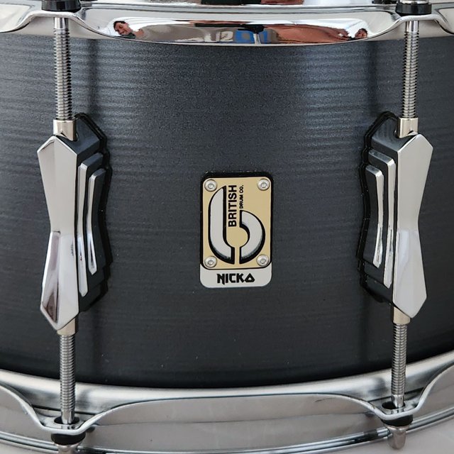 Caixa British Talisman 14x6,5" Signature Nicko McBrain Steel Shell Made ...