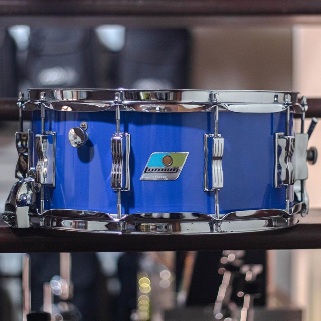 Caixa Ludwig Classic Maple 14x6,5" Concert Rock Blue Cortex Anos 70 ...
