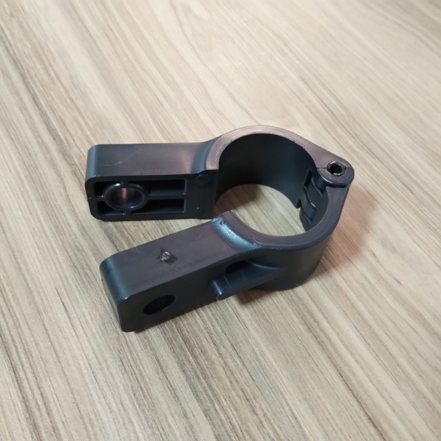 Fixador do Molinete Colheitadeira HXE45448 alternativa John Deere ...