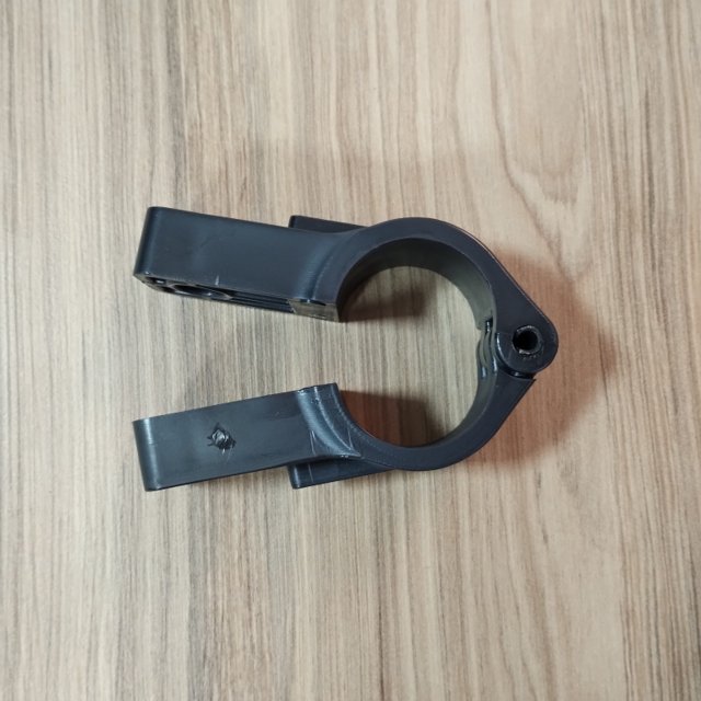 Fixador do Molinete Colheitadeira HXE45448 alternativa John Deere ...