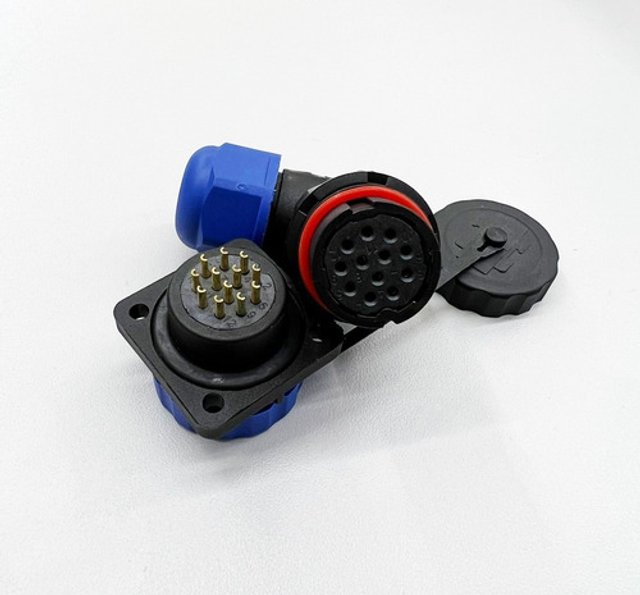 Conector Sd20 12 Vias Ip68 A Prova D´água Maquina Agrícola | TekniMas