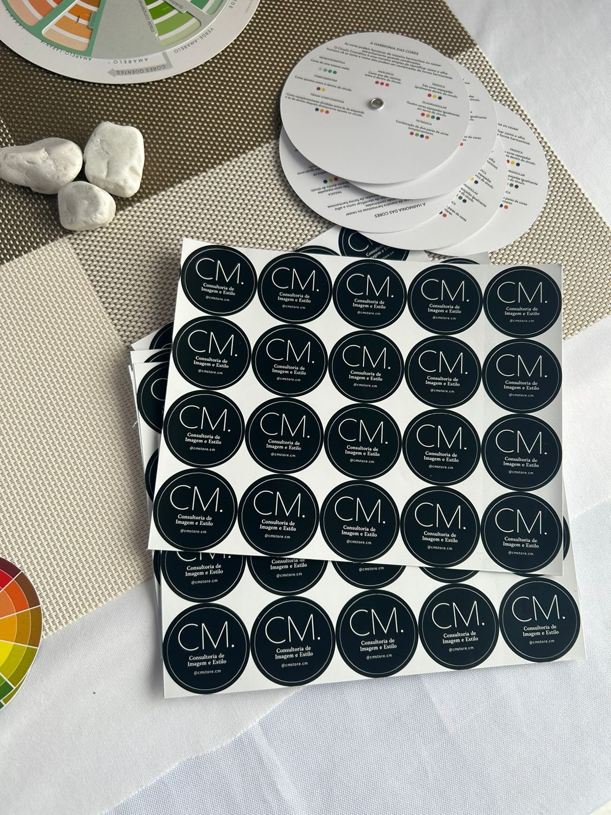 Cartela de Adesivos em Vinil Personalizados | Papelícia