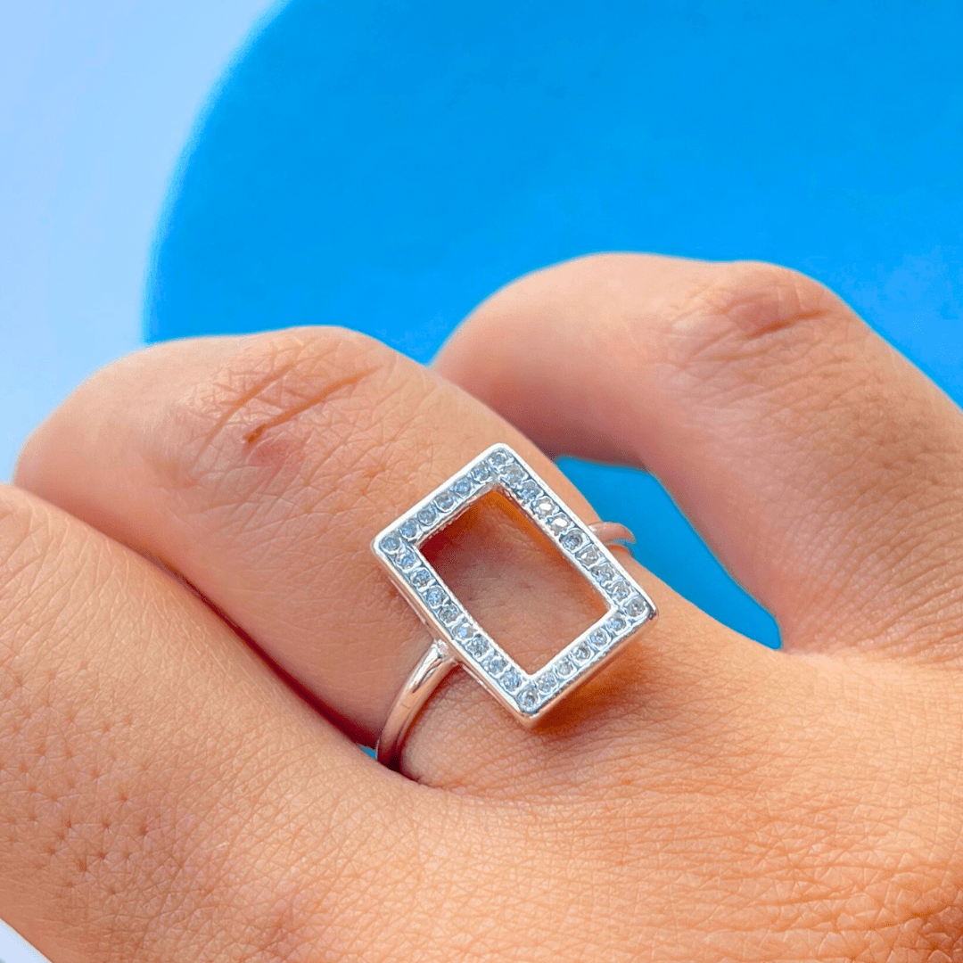 Anel Aro Liso com Quadrado Brilhante | Bellitas Joias