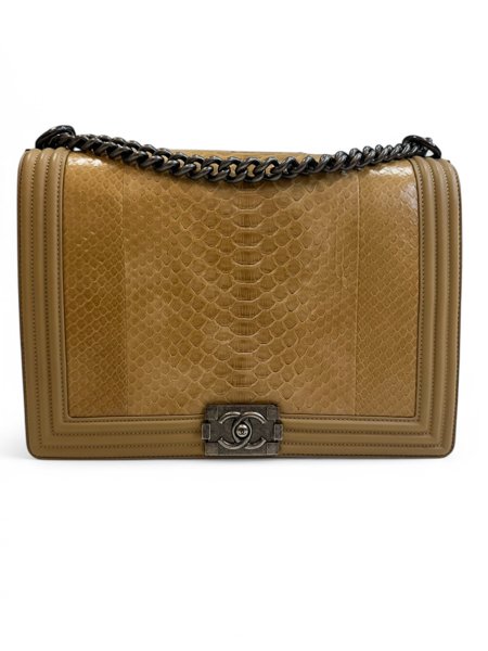 BOLSA CHANEL BOY LARGE PYTHON | Fê Scarambone Desapega