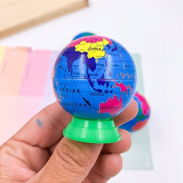 Apontador Mapa Mundi KAZ - POTE 6 UND | Atacado Papelândia