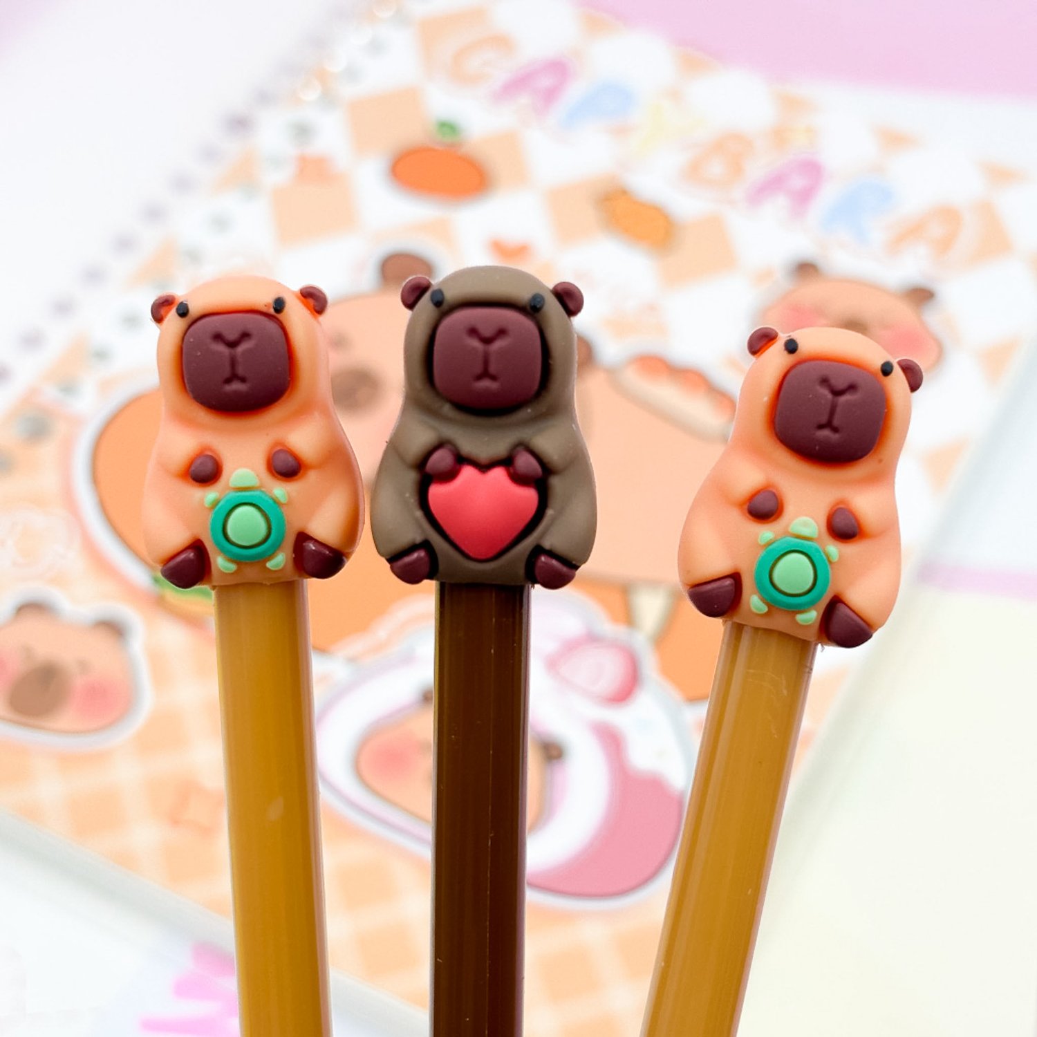 Caneta Fofa CAPIVARA Love - PACOTE 6 UND | Atacado Papelândia