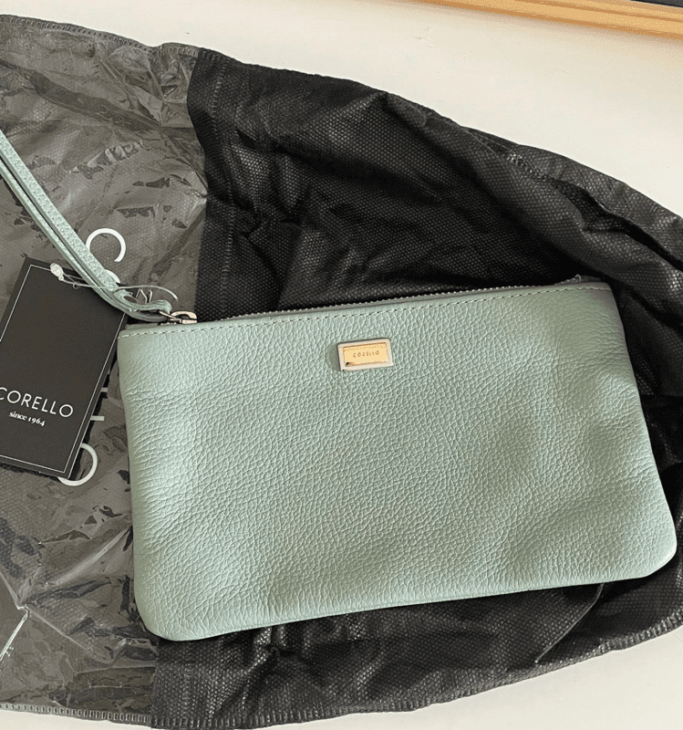 Carteira Corello nova com etiqueta | Oiqchic