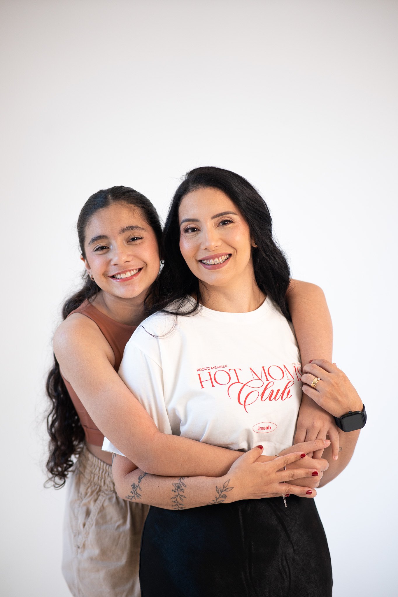 T-Shirt Hot Moms Club | Lessah