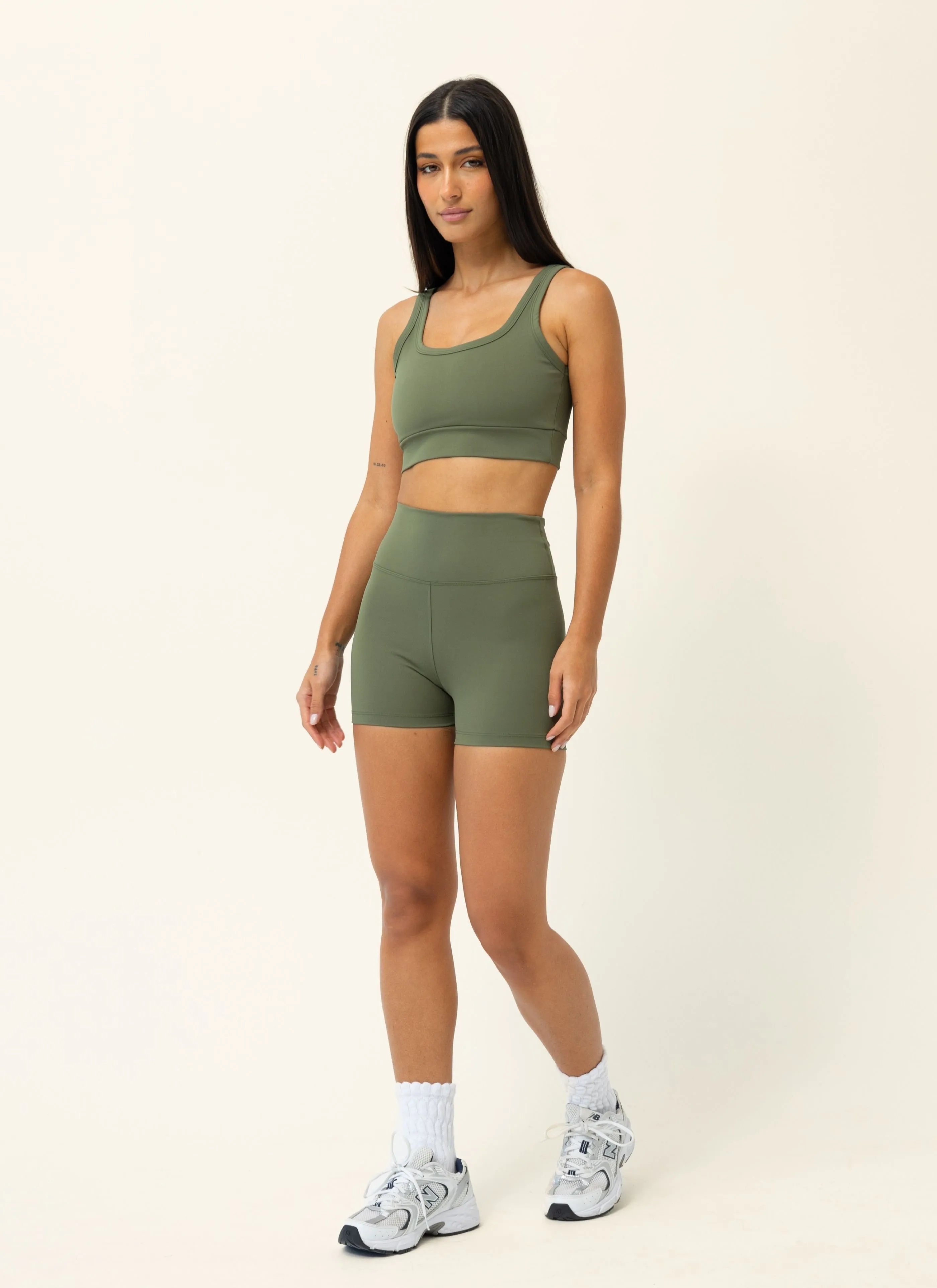Shorts Basic Compress | Rise&Set