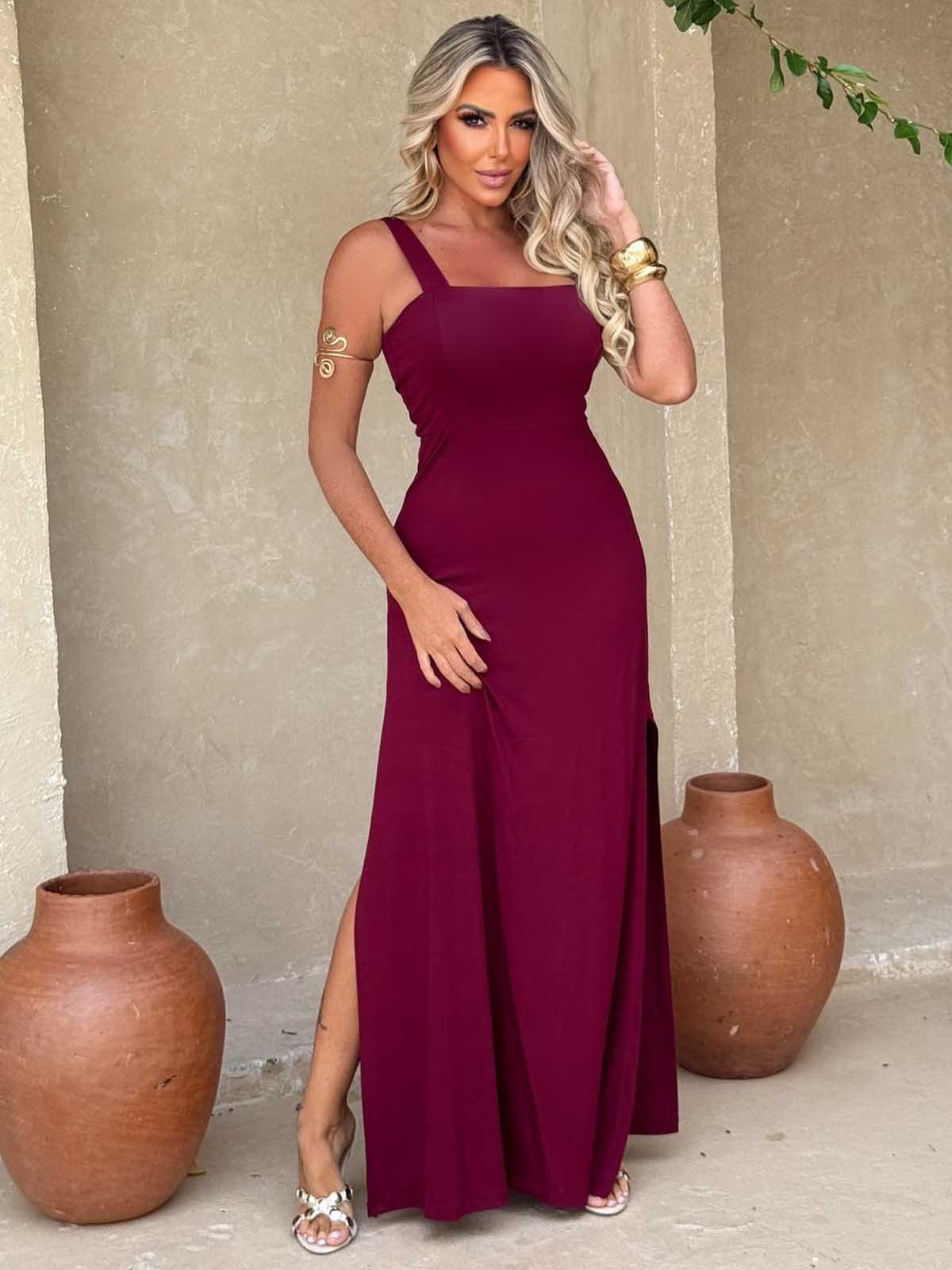 Vestido Longo com Fenda Marsala - Elegância & Sensualidade | Victoria's ...