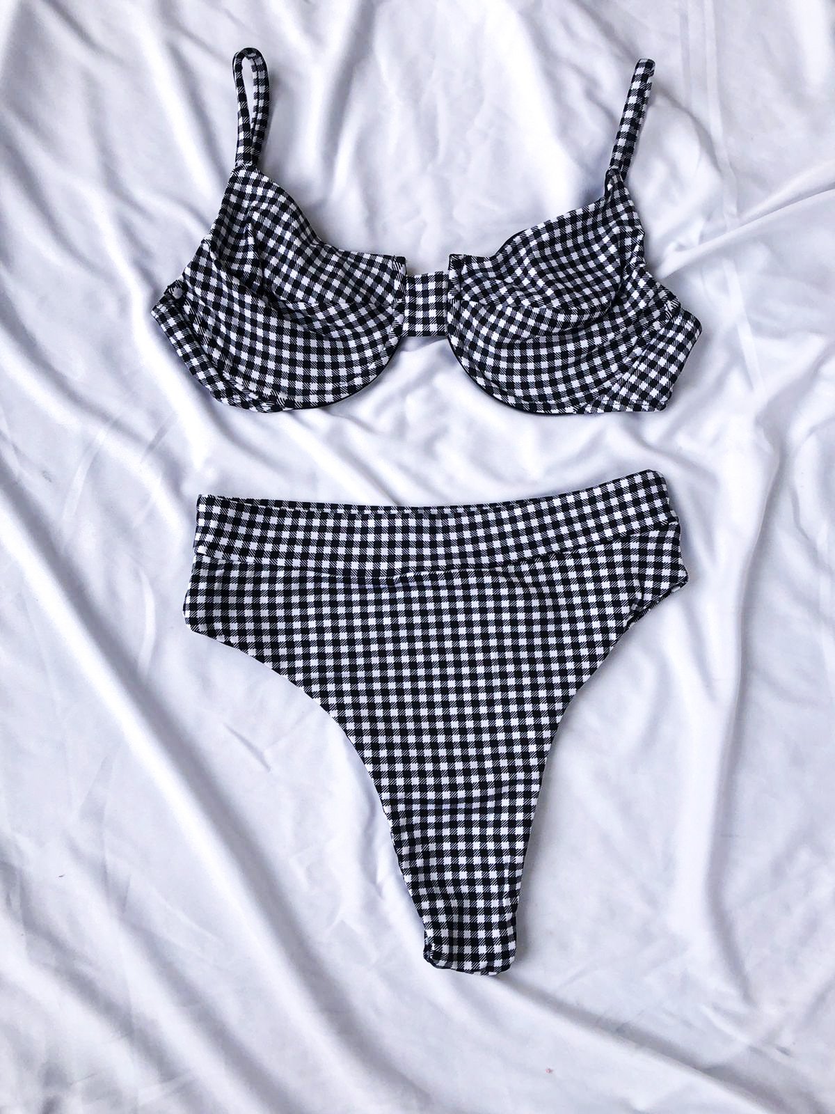 Biquíni Carol Hotpants Xadrez Preto Vogabr