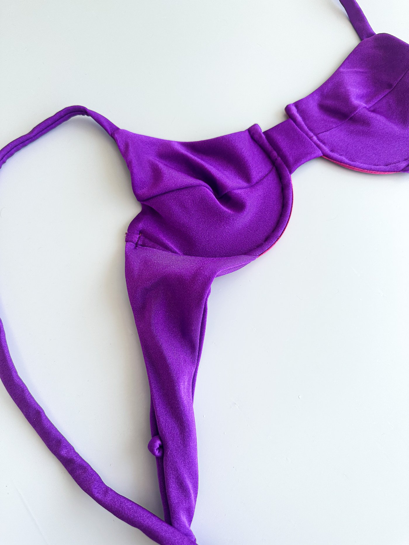 Biquíni Carol Empina Bumbum Violeta Glow Vogabr