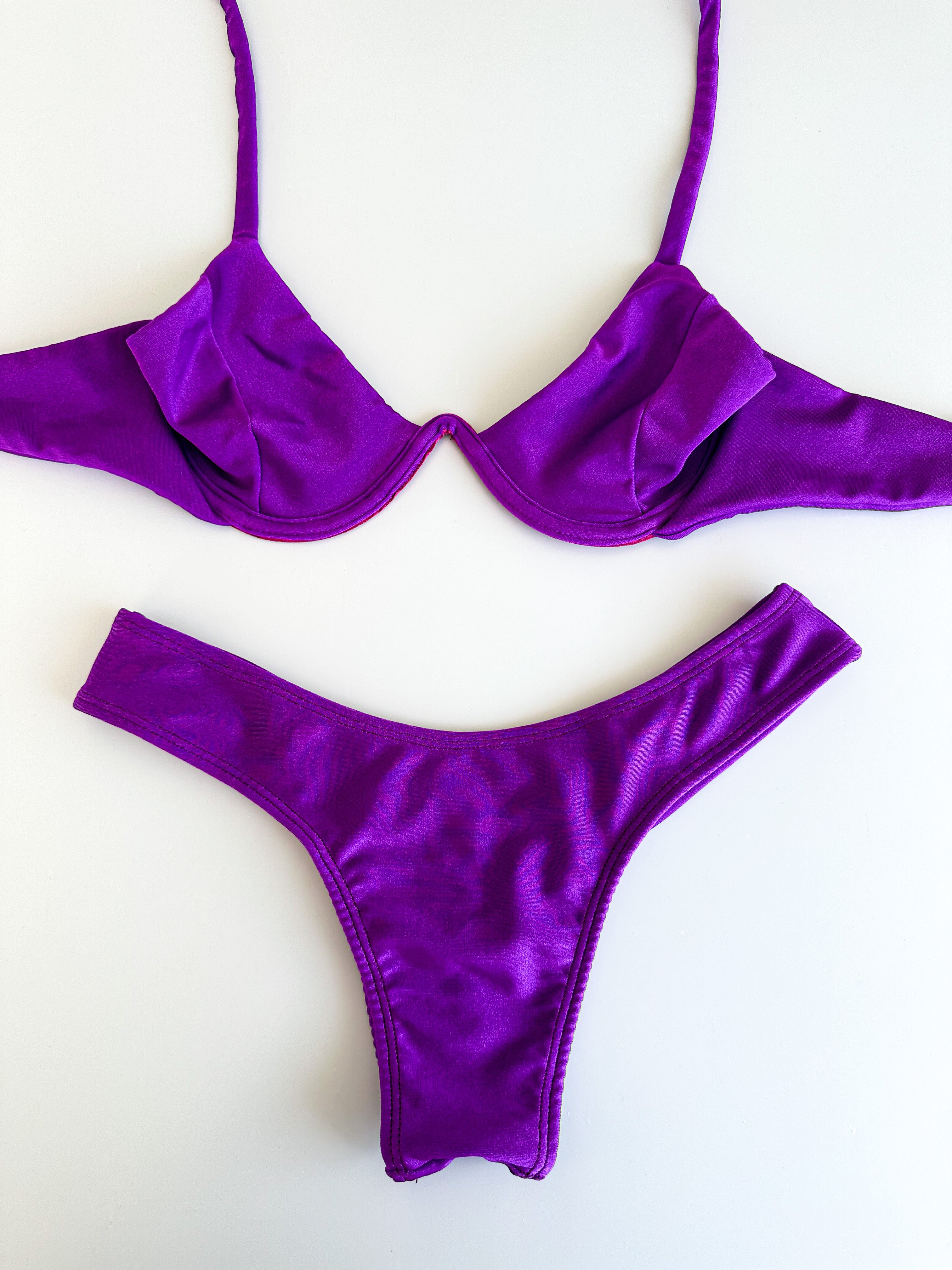 Biquíni Ariel Empina Bumbum Violeta Glow Vogabr