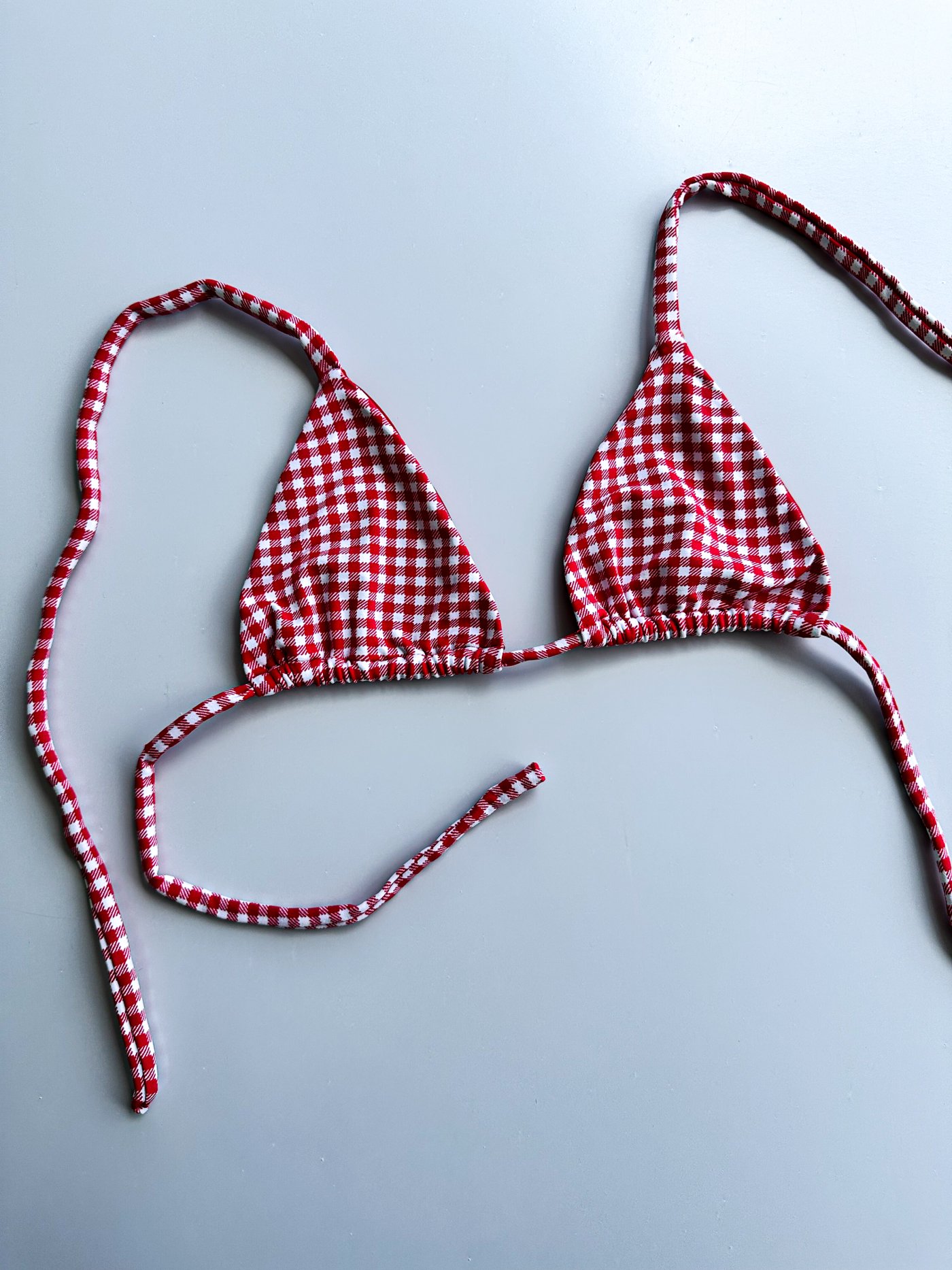 Biquíni Cortininha Efeito Lipo Xadrez Vermelho Vogabr