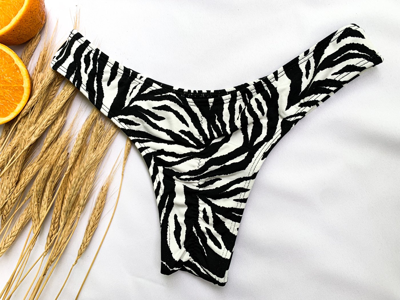 Biquíni Carol Empina Bumbum Zebra Vogabr