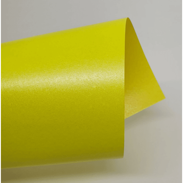 Papel Perolizado Neon Amarelo 180g A4 - 10 folhas | Karin Papéis