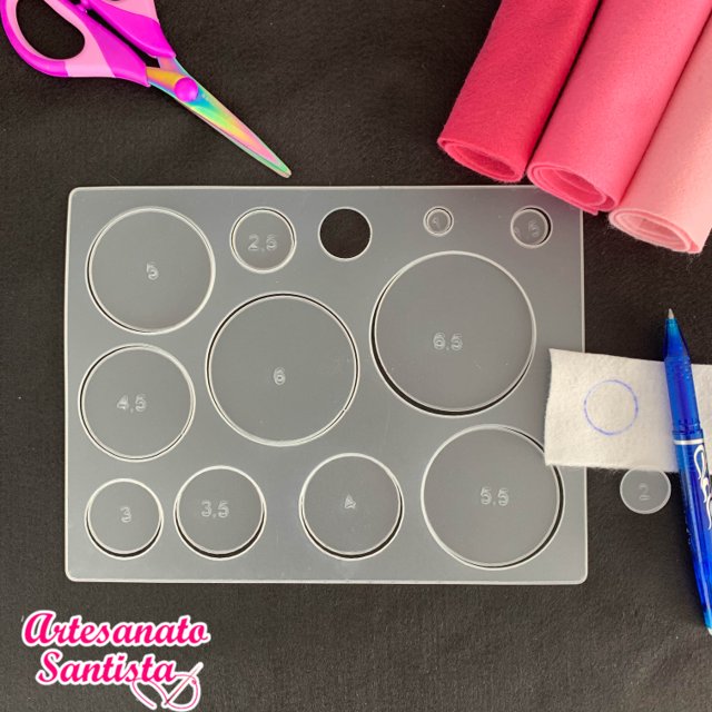 Molde de plástico para você riscar e cortar e fazer trabalhos manuais ...