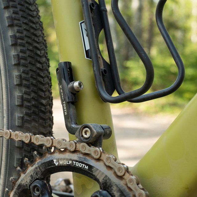 Wolf Tooth LoneWolf Aero Guia de corrente Braze-On - High Sweep | Lopezbike