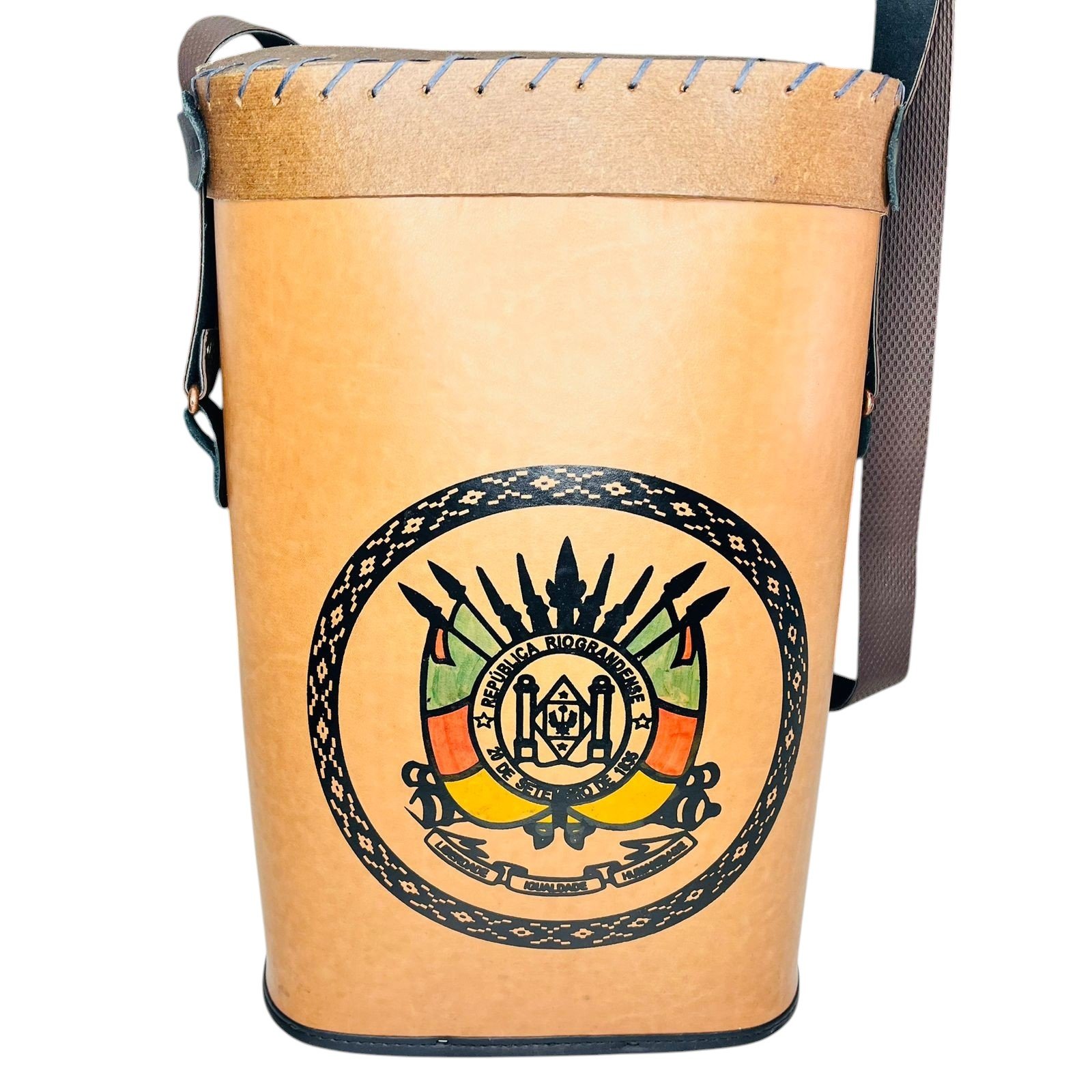 Mateira Tradicional Fechada Recouro Marrom Claro - Brasão RS | JC Chimarrão