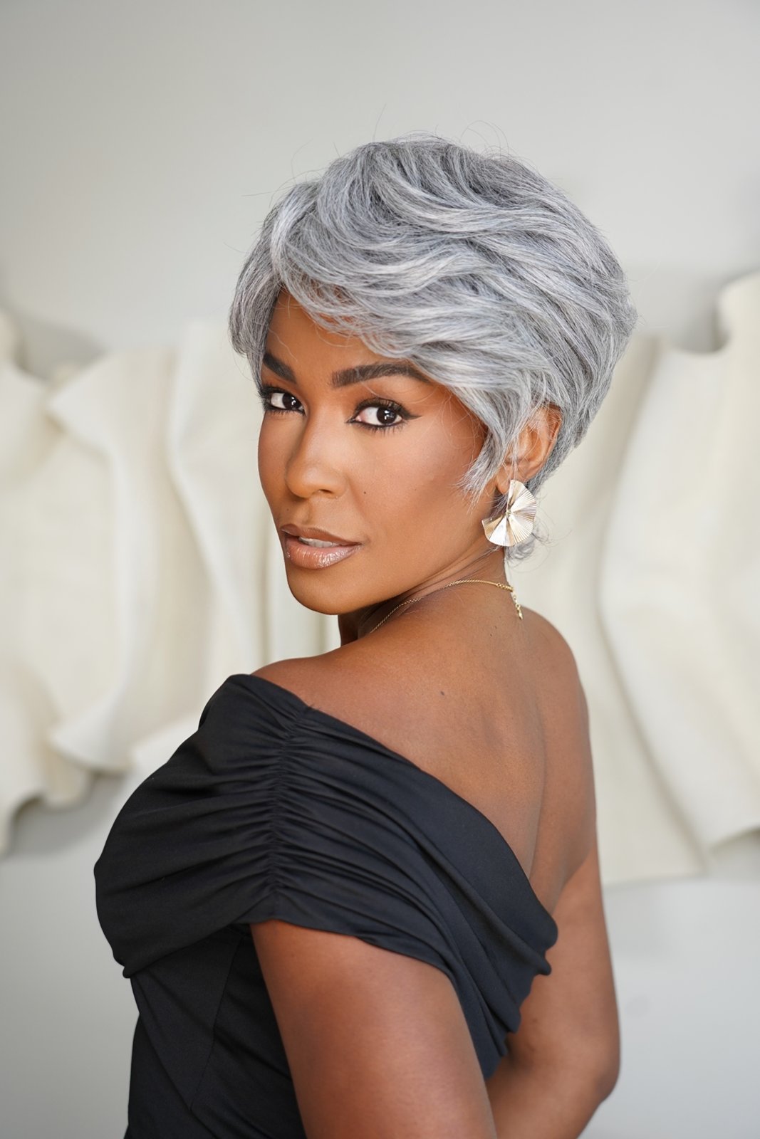 Wig Célia cor Grey - Coleção Gênesis | ITWIGS