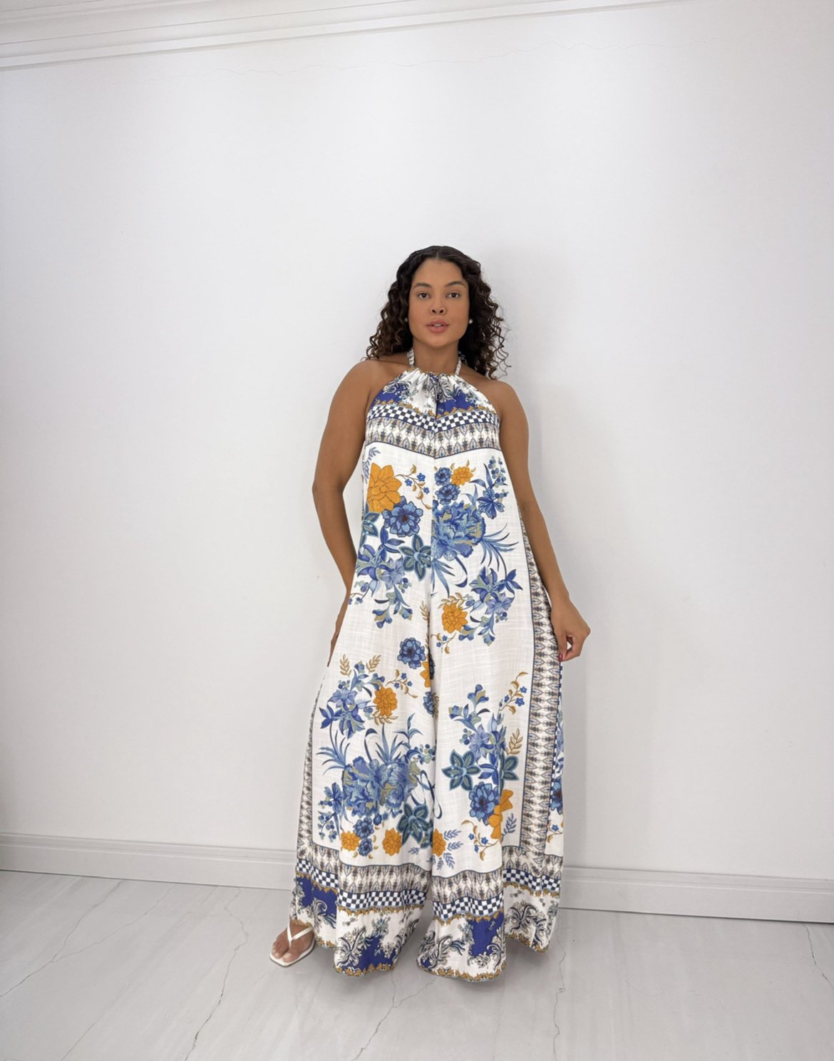 Macacão Letícia Buquê Azul | Basic Outlet